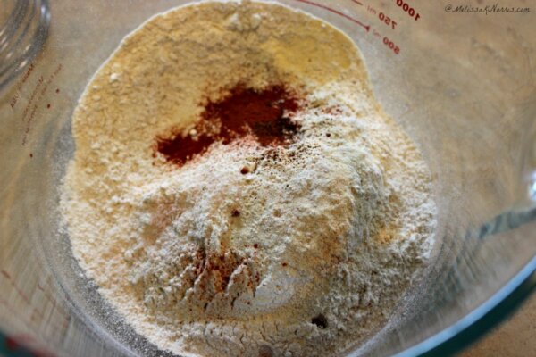 Homemade Crackers (Easy 5-Minute Recipe with Variations) - Melissa K ...