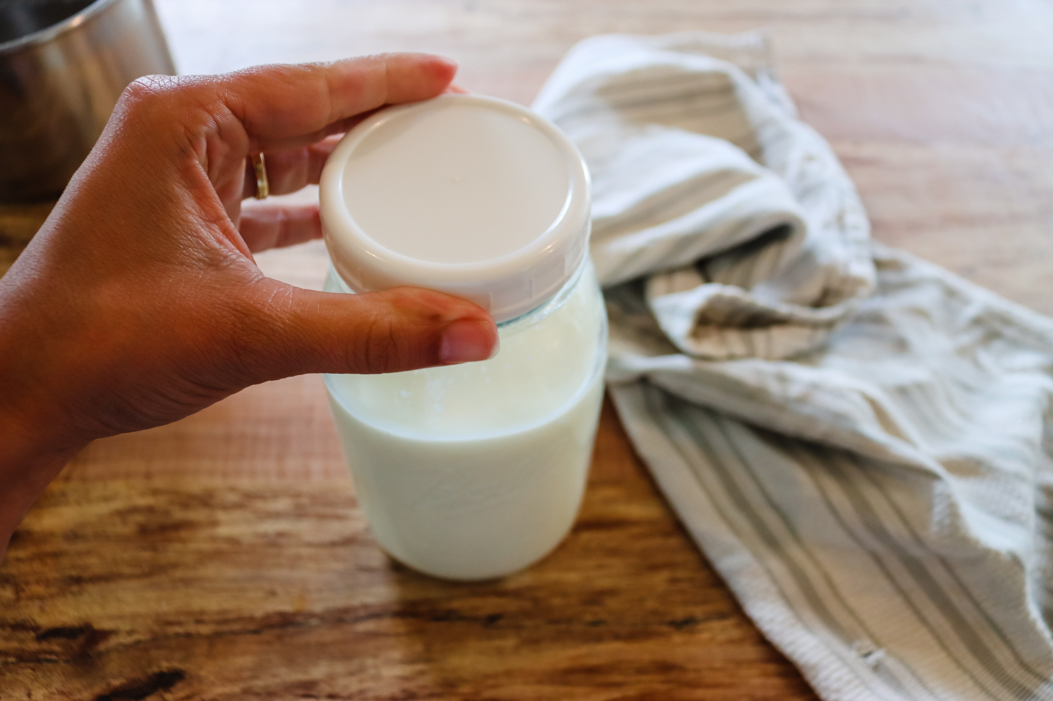 How to Make Homemade Yogurt That's Thick and Creamy