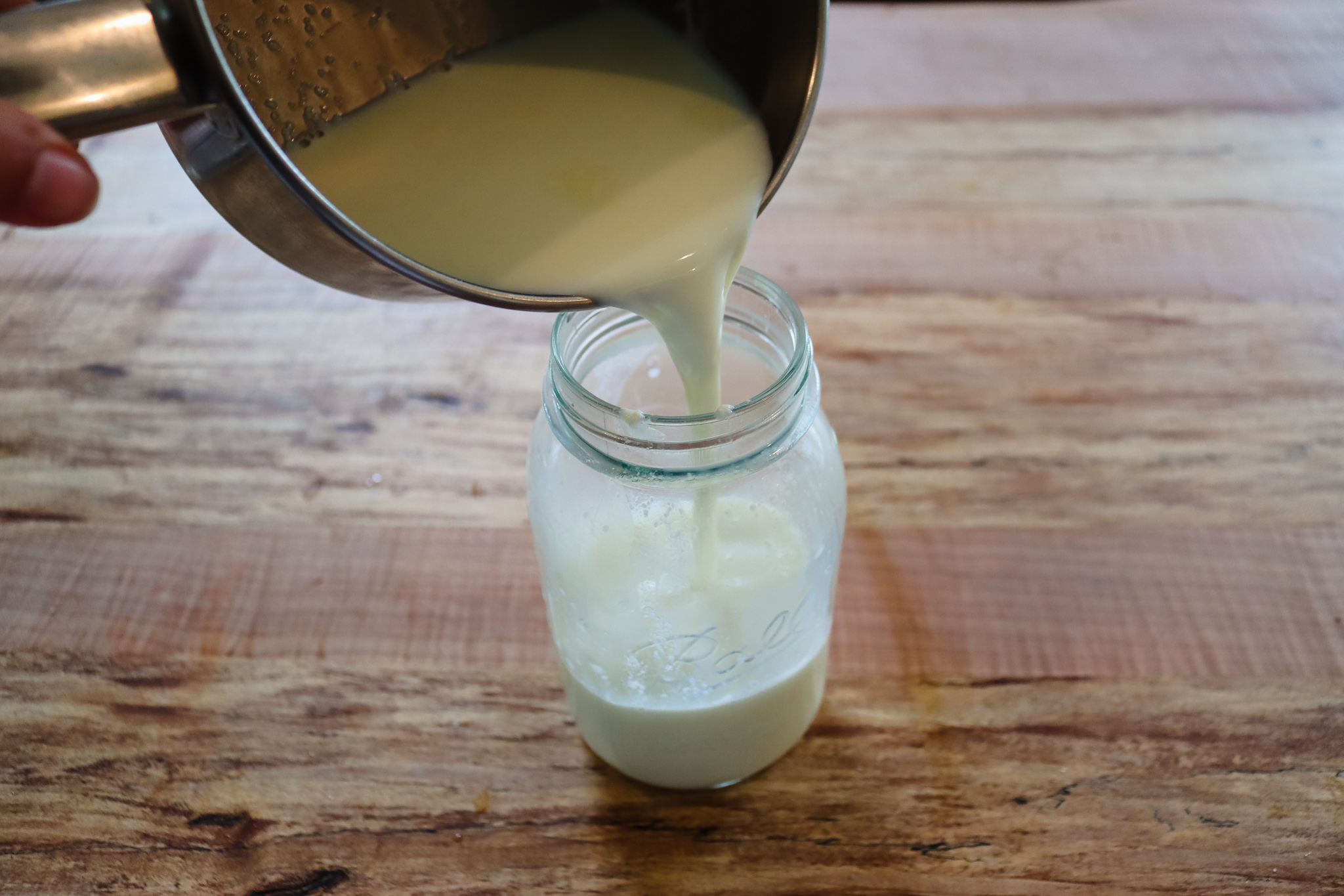How to Make Homemade Yogurt That's Thick and Creamy