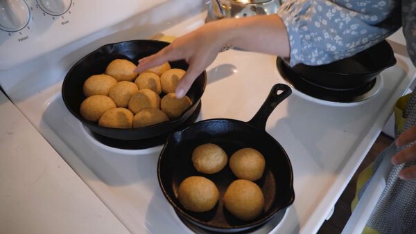 Grandma's Easy Homemade Dinner Rolls (With Fresh-Milled Flour)