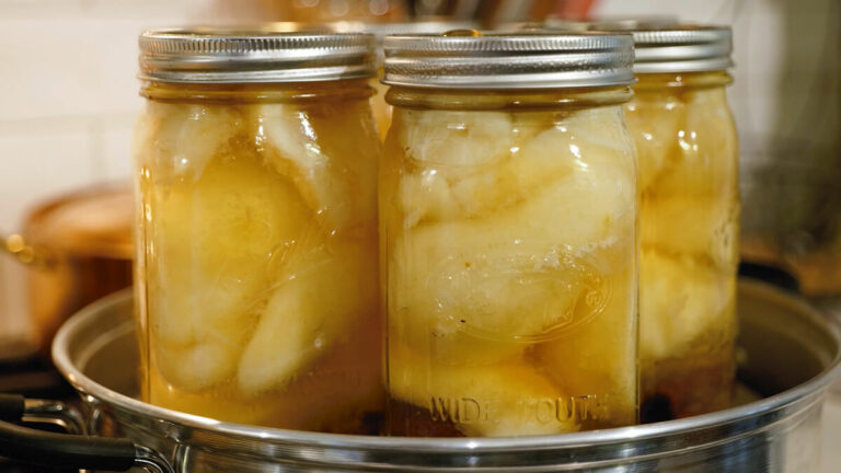 How to Can Pears the EASY Way - Melissa K. Norris