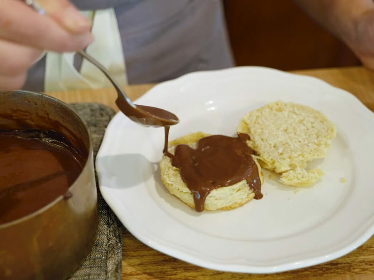 3 Ingredient Homemade Lip Balm Recipe