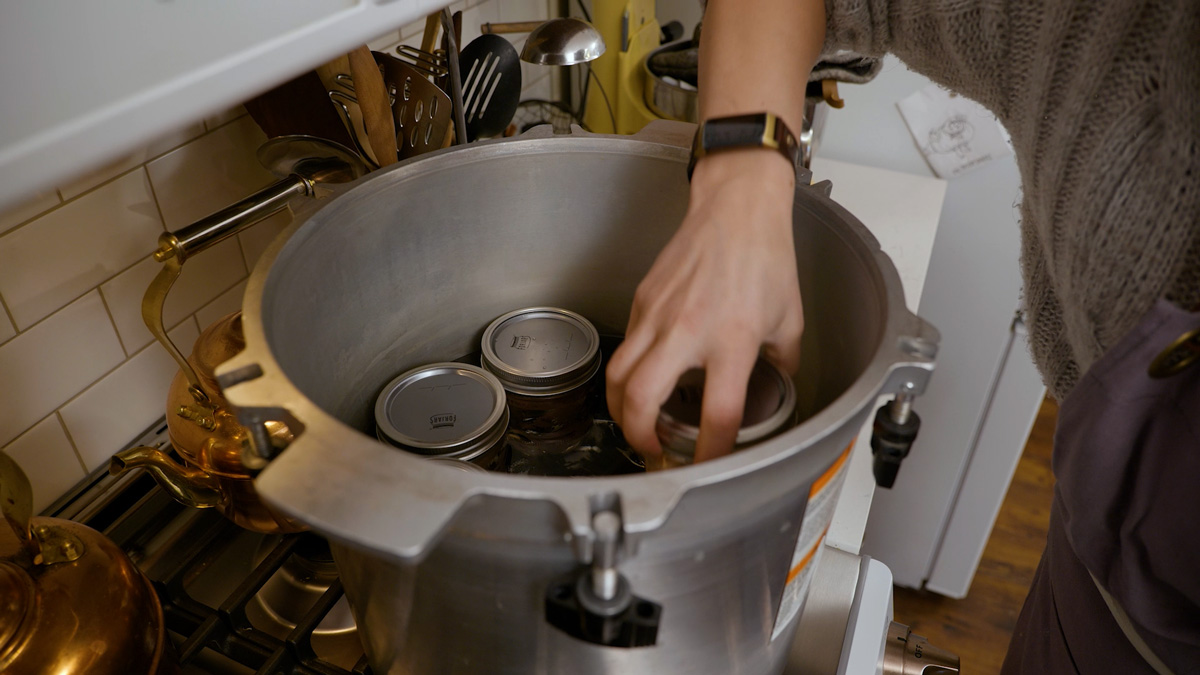 How to Can Chicken (SAFE & Easy Raw Pack Method) - Melissa K. Norris